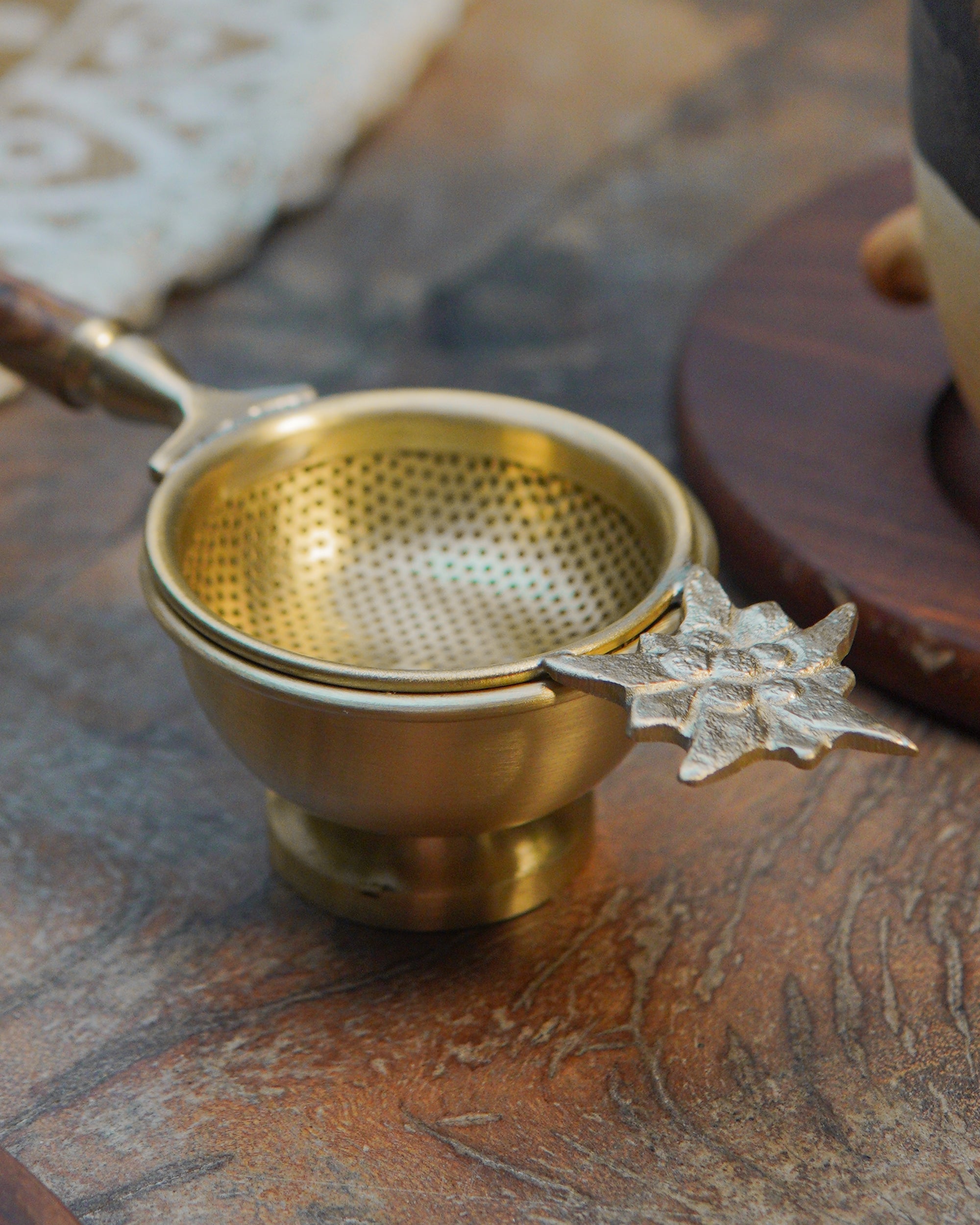 Matte Finish Brass Tea Strainer 2 Piece Set With Wooden Holder