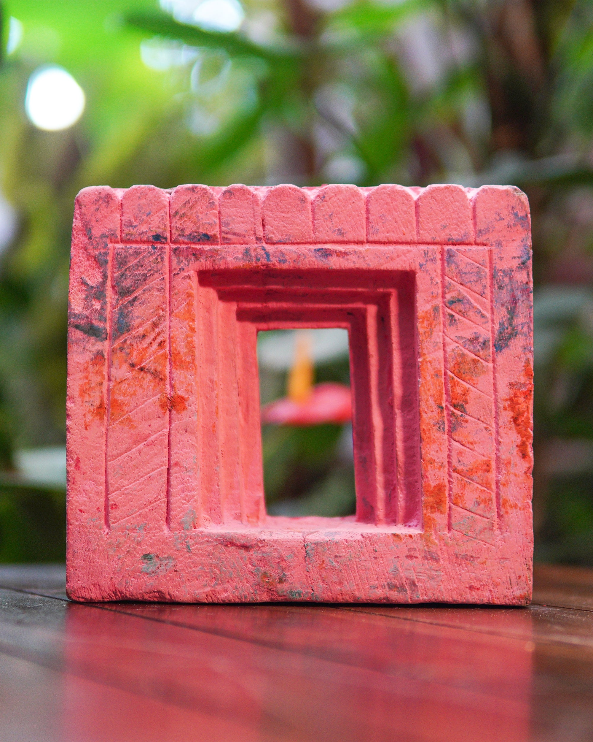 Wooden Temple Frame in Pink